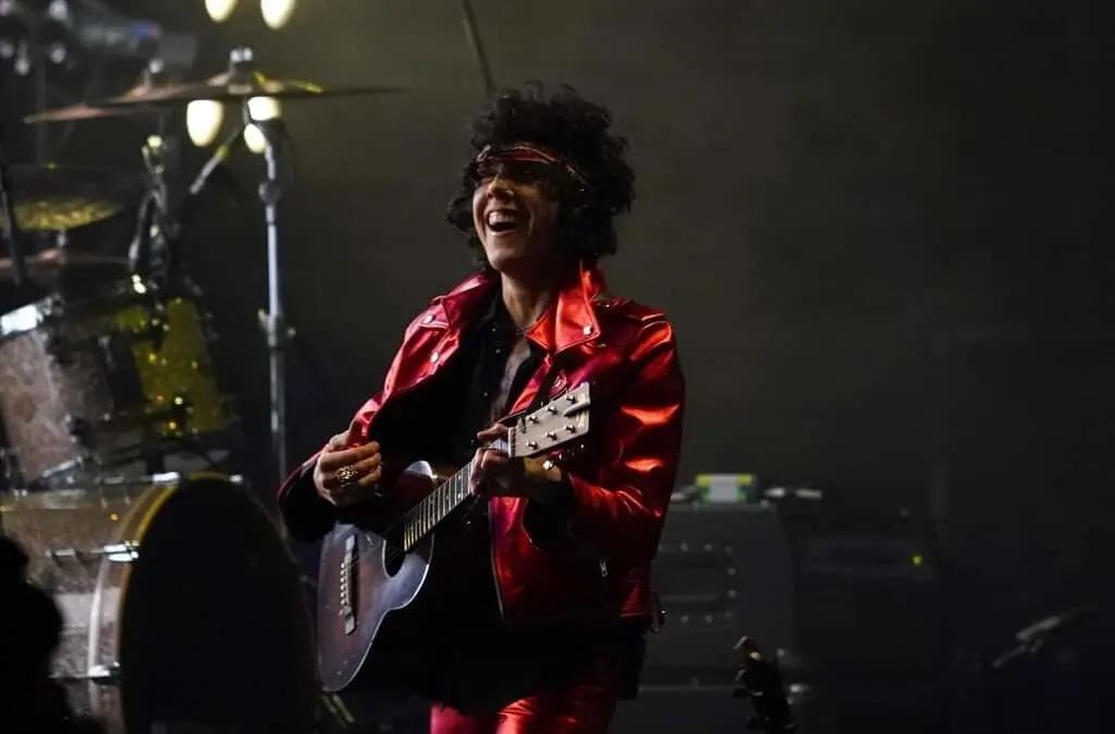 Lanza LP Churches, su nuevo álbum - POSTA México