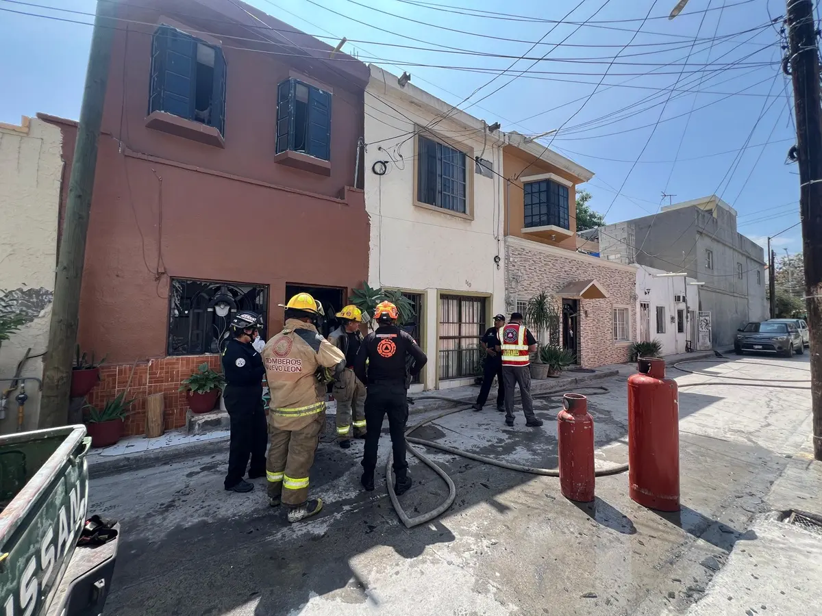 Explosión de tanque de gas deja tres lesionados en Santa Catarina ...